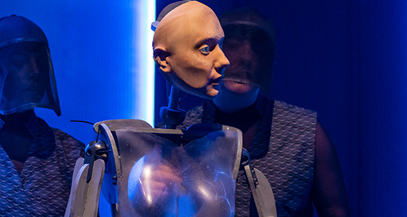 Finn Caldwell brings puppetry to life at NIDA – The National Institute ...